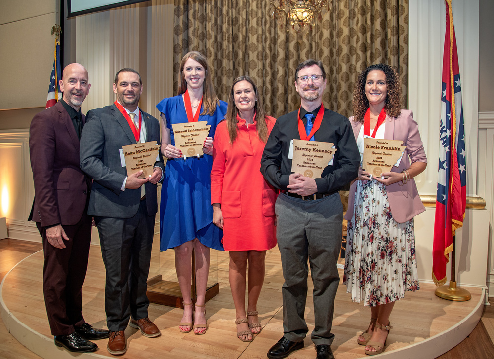 DHS Educator Named Top Four Finalist for Arkansas Teacher of the Year ...
